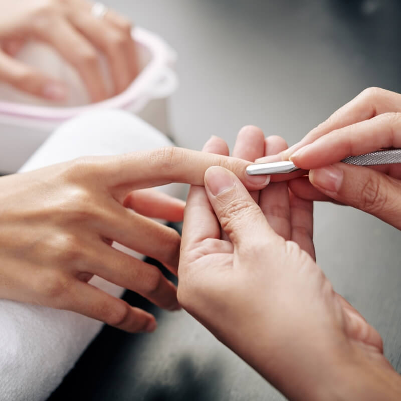 Spa Manicure in Toronto | Damara Spa Yorkville | Damara Day Spa Yorkville